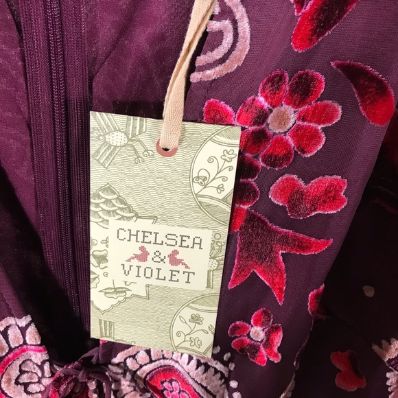 Chelsea & Violet | Pants & Jumpsuits | Chelsea Violet Paisley Velvet ...
